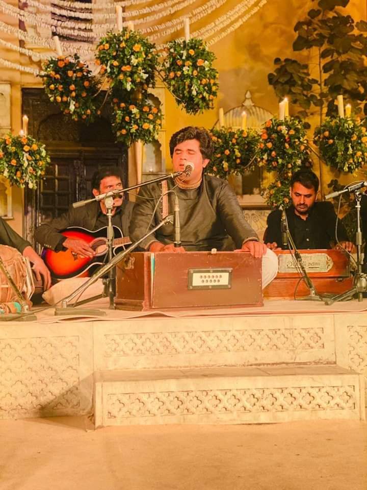 Wahdat Rameez Live Semi-Classical Mode - Tulip Productions